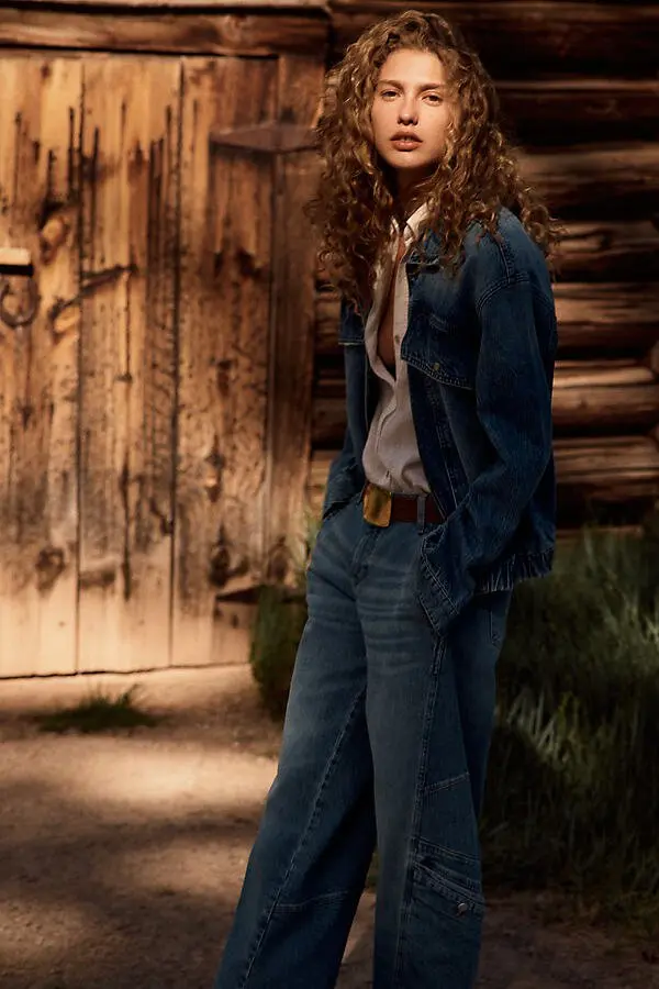 PILCRO Kaye Mid Rise Barrel Leg Jeans - Light Denim