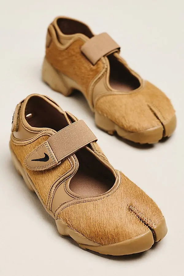 Nike Air Rift Sneakers - Brown