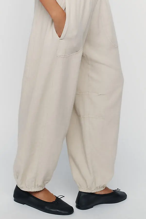 PILCRO Reese Smocked Pull-on Jogger Pants - Sand