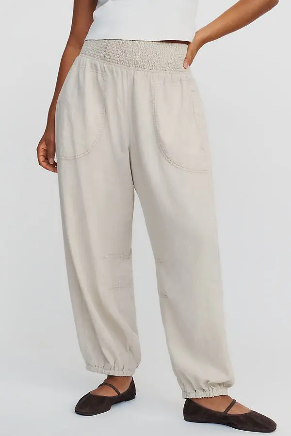 PILCRO Reese Smocked Pull-on Jogger Pants - Sand