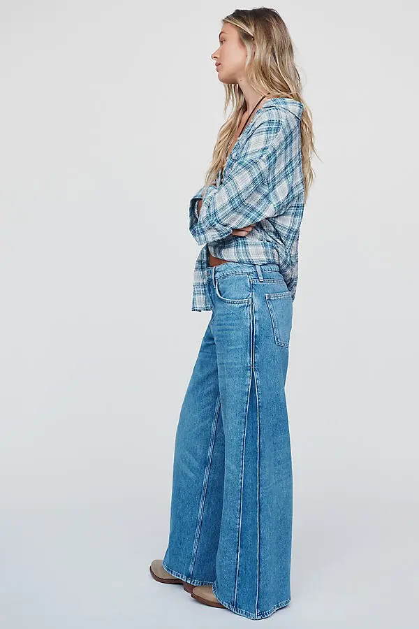 PILCRO High Rise Wide Leg Side Gusset Jeans