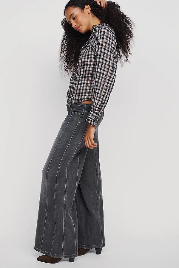 PILCRO Drift Mid-rise Flared Jeans