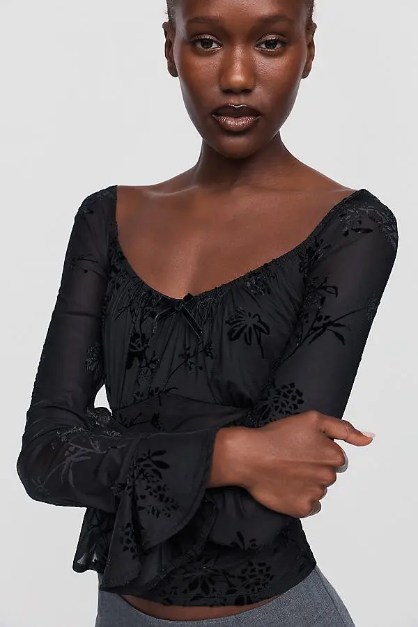 Astr The Label Belsie Top