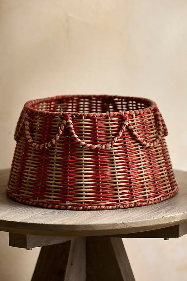 TERRAIN Striped Scallop Woven Rattan Tree Skirt