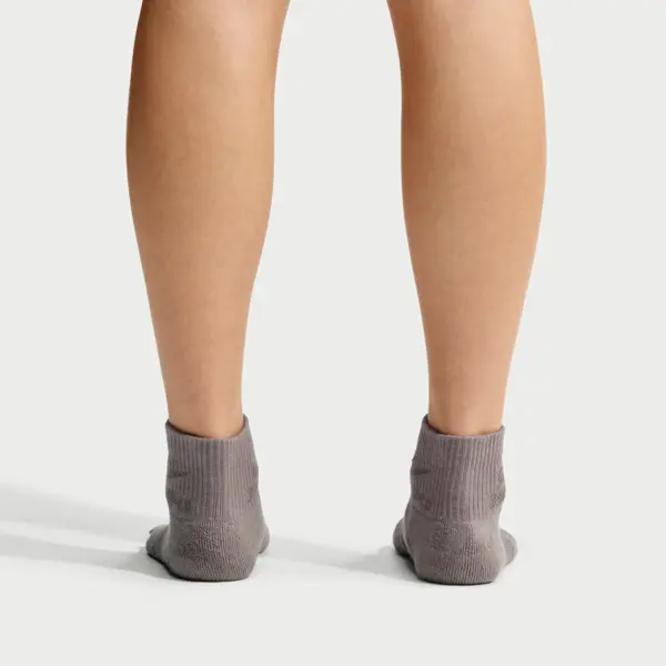 Nike Skims Dri-fit Quarter Sock
