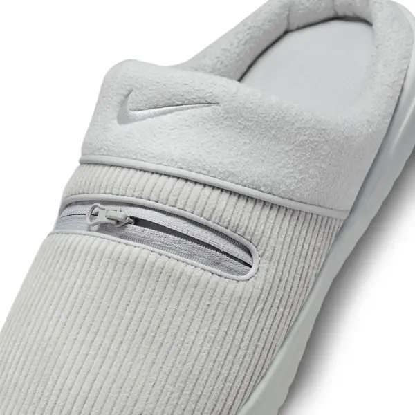 Nike Burrow Slippers
