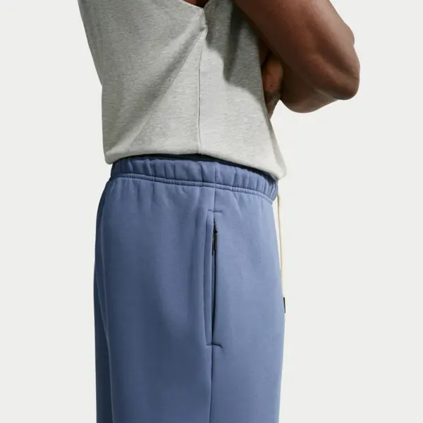 Nike Standard Issue Therma-fit Brushed Open-hem Basketball Pants