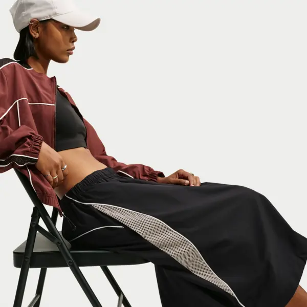 Nike Sportswear Loose Parachute Midi Skirt