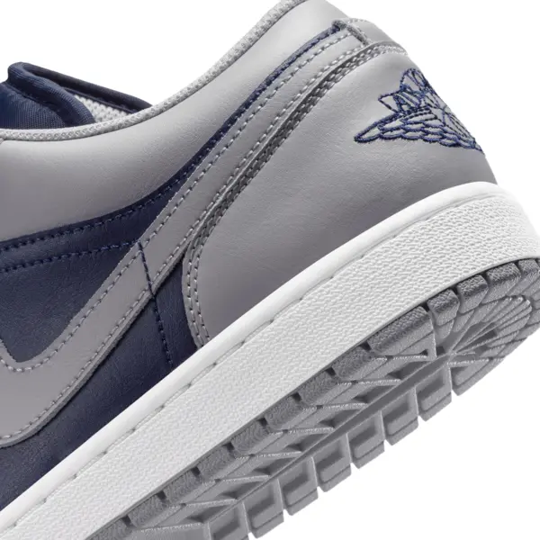 JORDAN Air 1 Low Shoes - Grey
