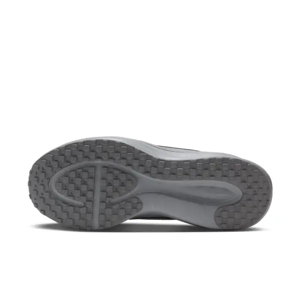 Nike Revolution Easyon Road Running Shoes