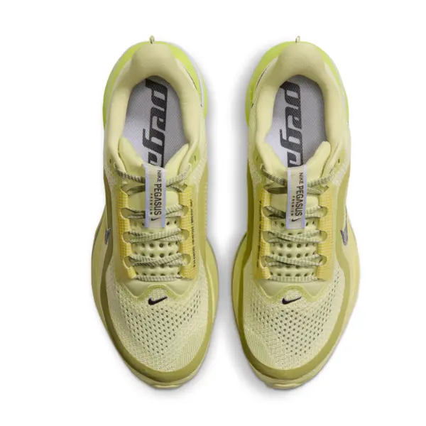 Nike Pegasus Premium Road Running Shoes - Green