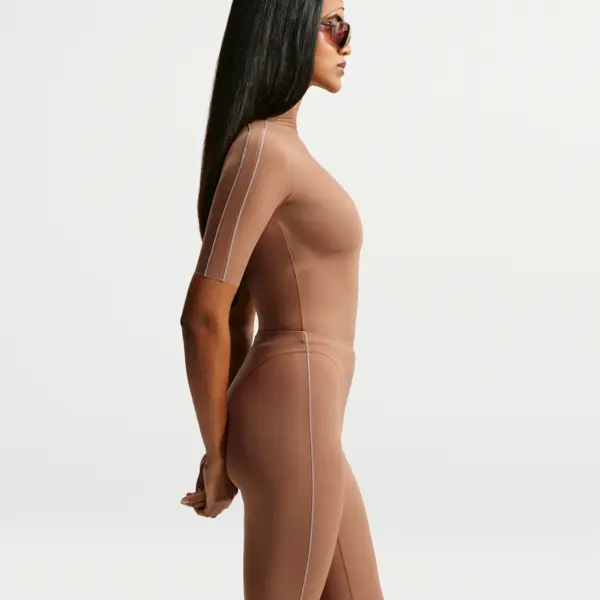 Nike Skims Weightless High-waisted V-panel Leggings