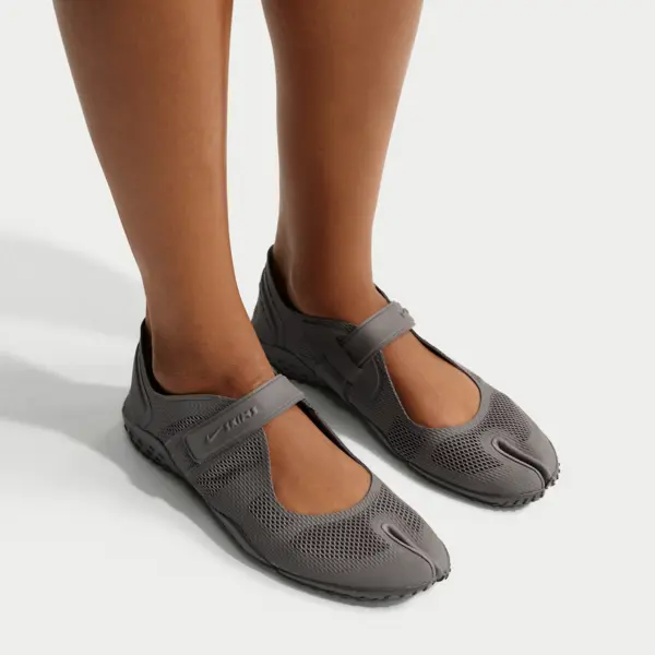 Nike Skims Rift Mesh Shoes