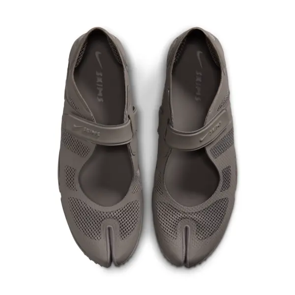 Nike Skims Rift Mesh Shoes