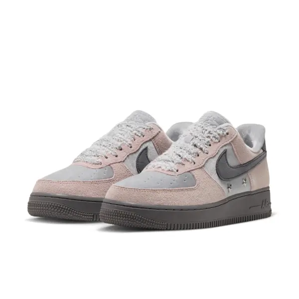 Nike Air Force 1 '07 Shoes