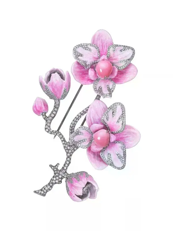 SABOO FINE JEWELS Conch-pearl And Diamond Flower Brooch - Silver