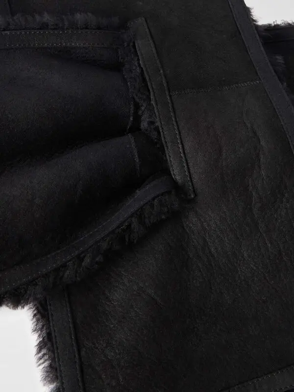 Mr P. Shearling Scarf