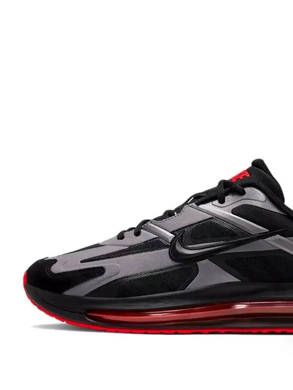 Nike Air Max Metro Sneakers