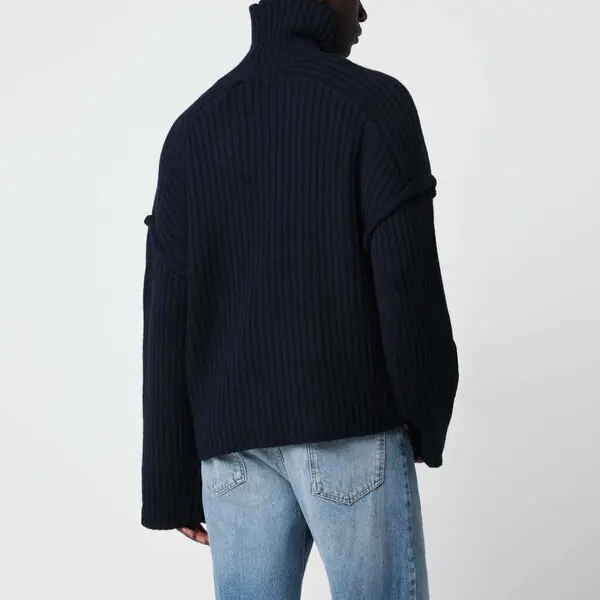 Séfr Turtleneck Sweater