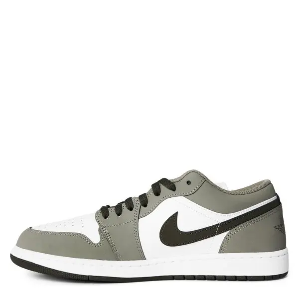 Nike Colorblock Low Top Sneaker - No