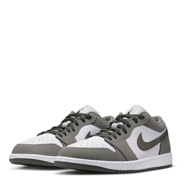 Nike Colorblock Low Top Sneaker - No