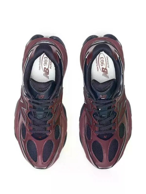 NEW BALANCE 983 Sneakers