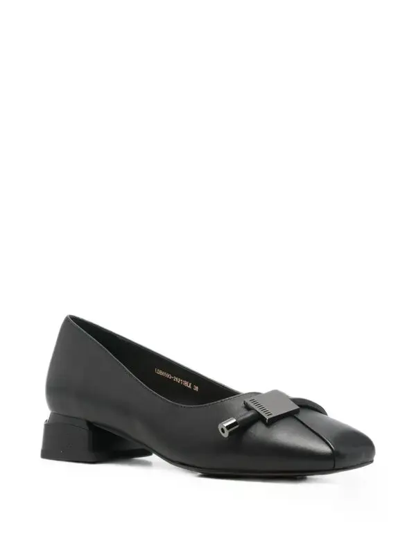 LINDA BAUMANN Plaque-detail Square-toe Heeled Pumps