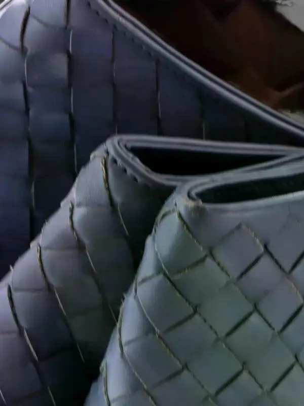 Bottega Veneta Roma Bag Intrecciato Nappa Medium Tote Bag - Blue