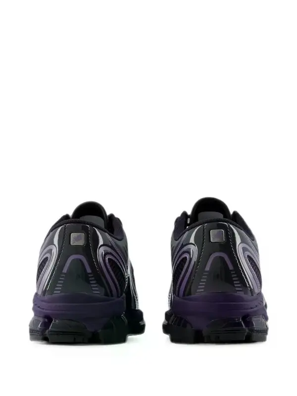NEW BALANCE 1890a Sneakers