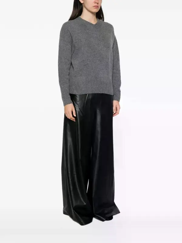 SOLOTRE V-neck Knitted Sweater