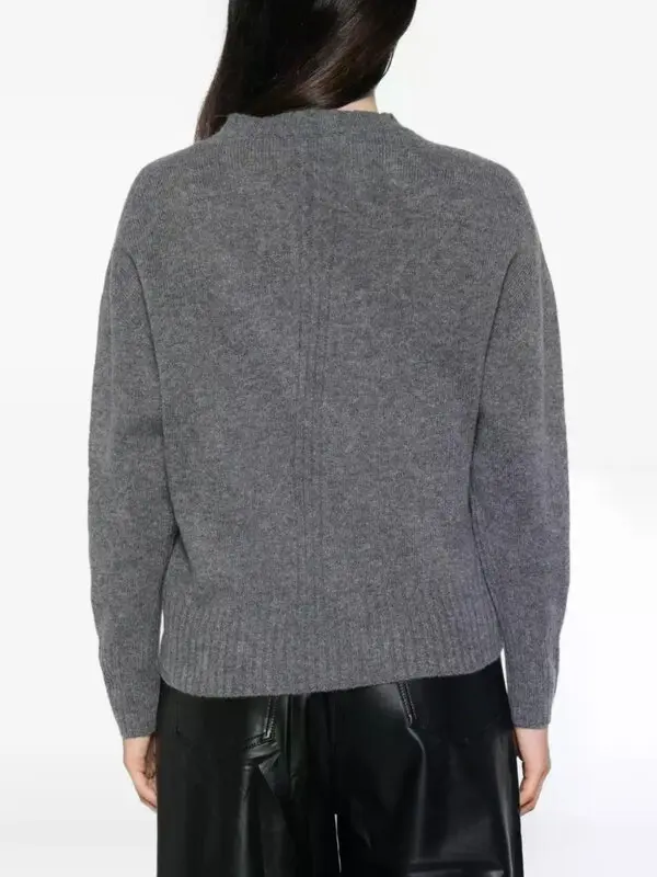 SOLOTRE V-neck Knitted Sweater