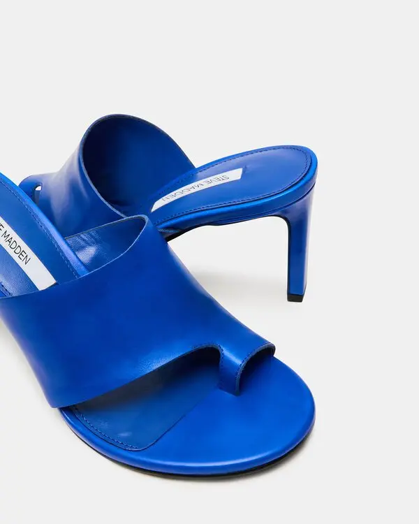 Steve Madden Valentin Thong Heels