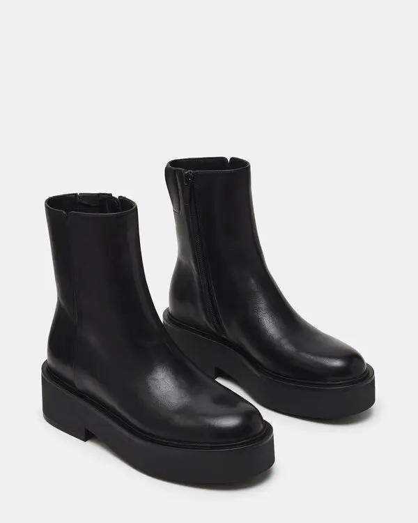 Steve Madden Jaxin Ankle Booties