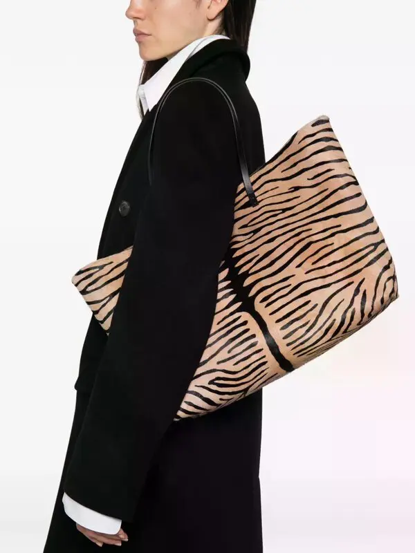 Fendi Tiger-print Shoulder Bag