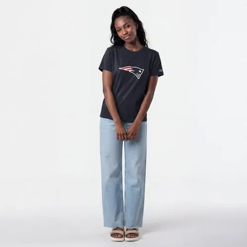 Champion New England Patriots Logo T-shirt
