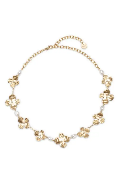 Cult Gaia Lucky Imitation Pearl Floral Choker