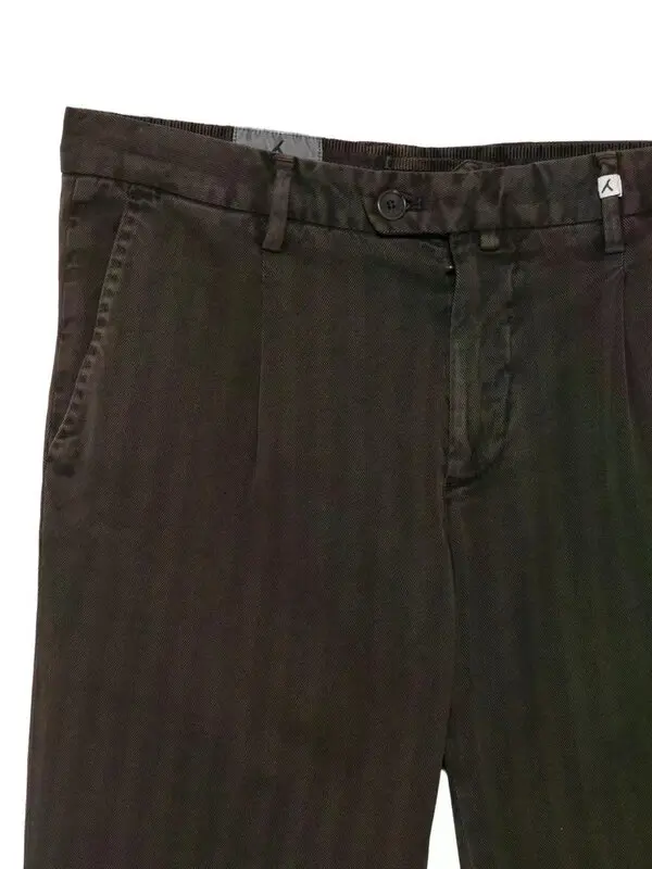 MYTHS Herringbone-pattern Pleated Trousers