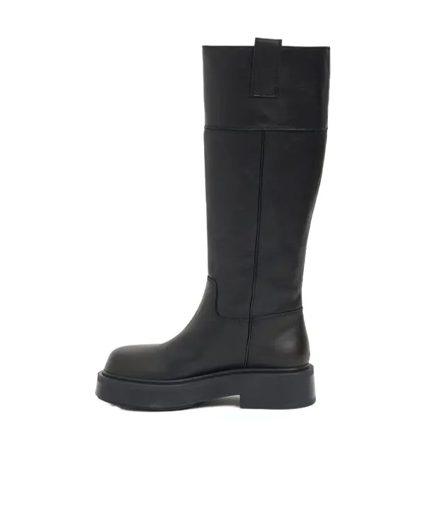 VIC MATIE Chunky Heeled Boots
