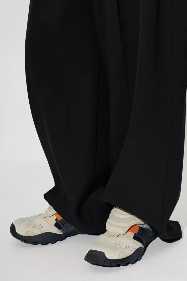 Balenciaga Apres Hike Low-top Sneakers - Cream