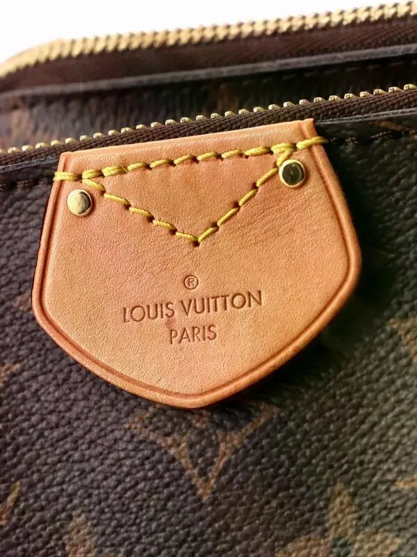 LOUIS VUITTON Marais Handbag Monogram Canvas Bb Satchel