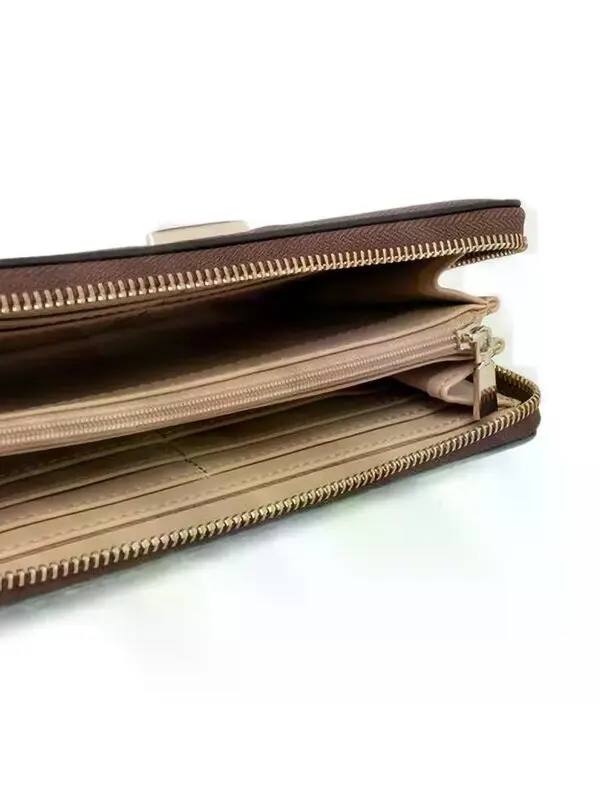 Guess Danielle Logo-plaque Wristlet Wallet