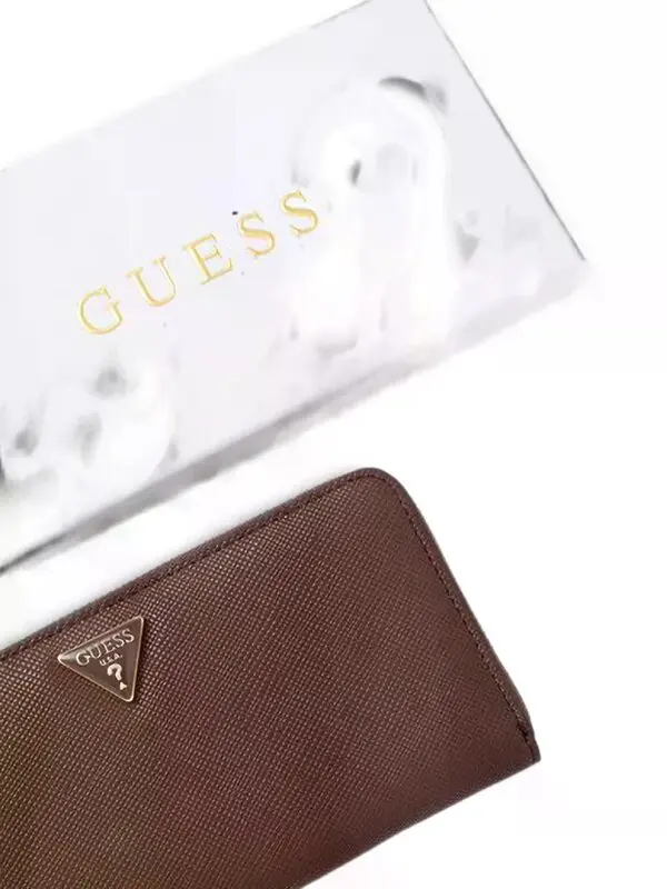 Guess Danielle Logo-plaque Wristlet Wallet