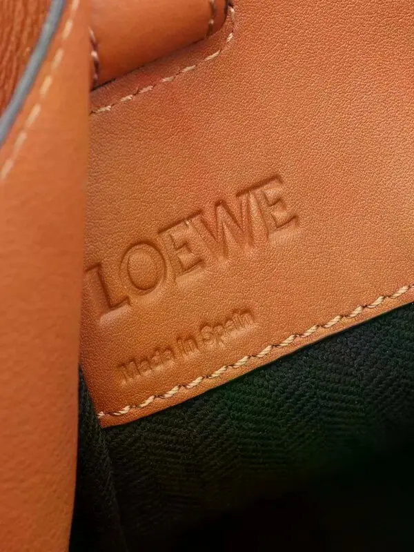 Loewe 2010-2026 Small Leather Hammock Bag Satchel