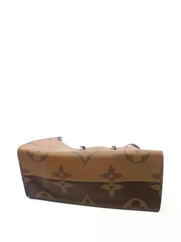 LOUIS VUITTON 2019 Monogram Reverse Giant Onthego Gm Satchel