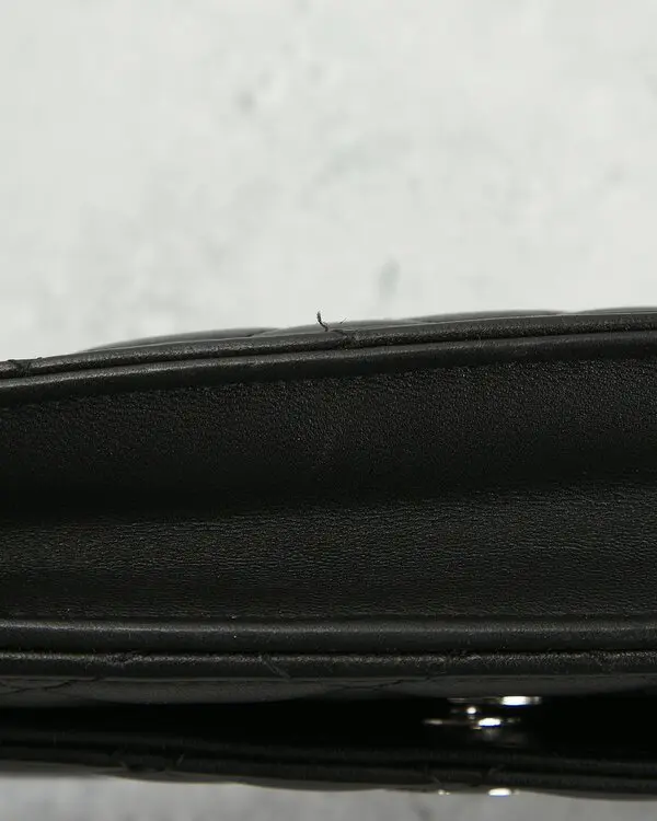 FWRD RENEW Chanel Lambskin Classic Wallet On Chain