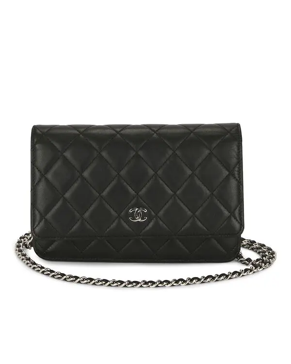 FWRD RENEW Chanel Lambskin Classic Wallet On Chain