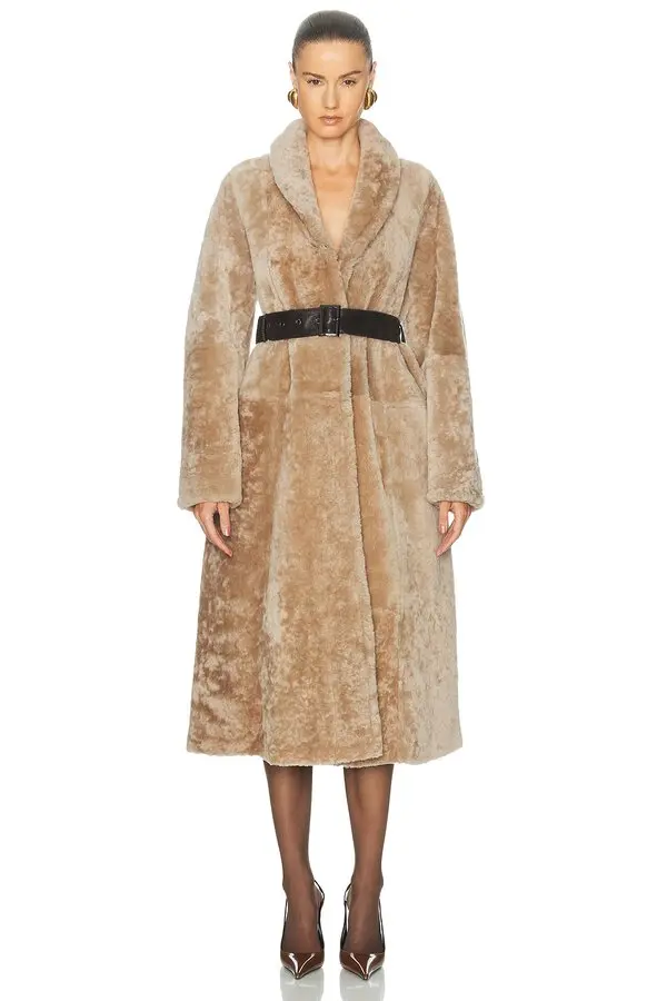 KAREN ARCANJO Sani Coat