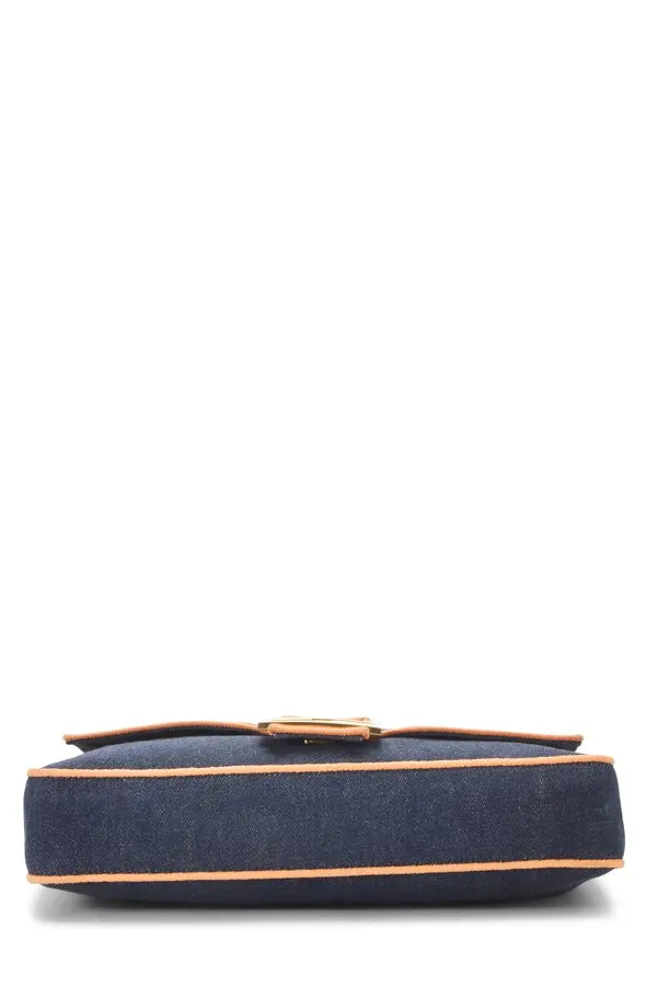 Fendi Convertible Baguette