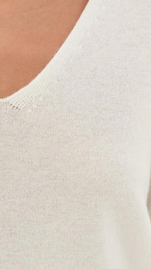 Theory Relaxed V Neck Cashmere Sweater