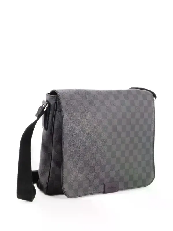 LOUIS VUITTON District Messenger Bag Damier Graphite Mm Crossbody Bag
